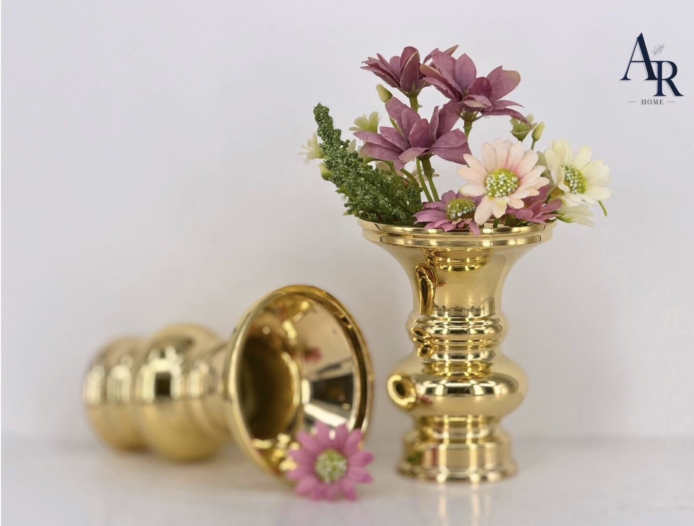 Flower Vase cast brass - ARHome